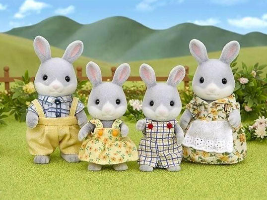 Cottontail Rabbit Family – Sylvanian Store Keepers